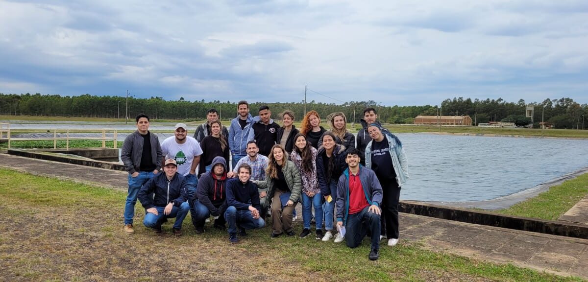 Facultad de Ingeniería | UNA | Estudiantes de la carrera Ingeniería ...